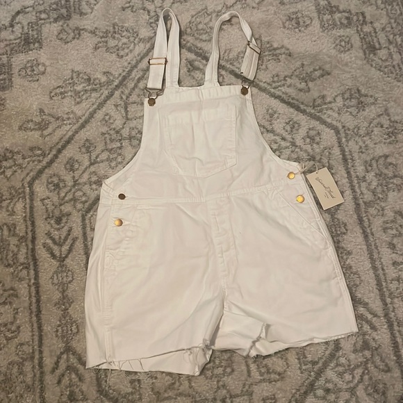 Universal Thread | Jeans | Brand New White Short Overalls | Poshmark